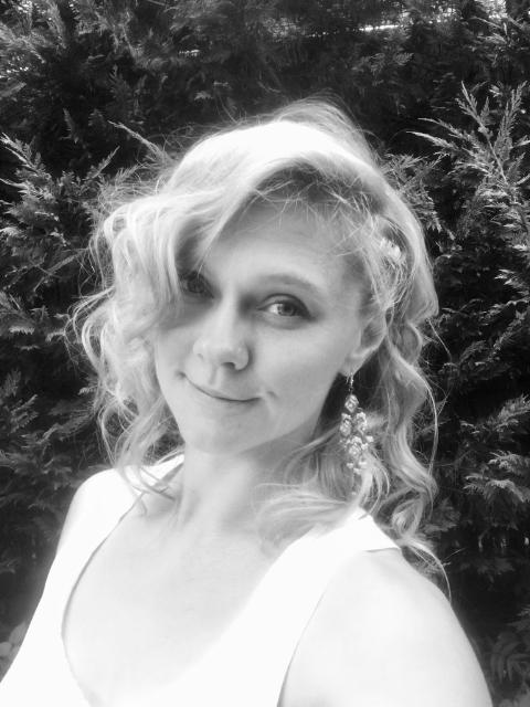 About Us – Ghost peach press